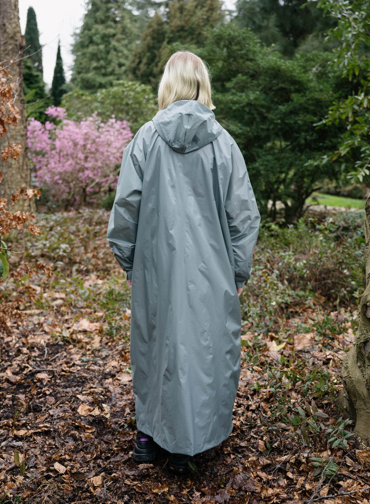 The New Raincoat Grey – SUSAN BIJL